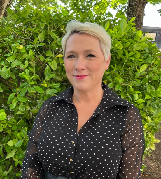 CarneySweeney | The Team